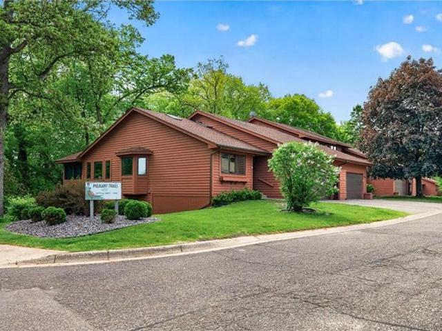 1077 rd Ave N, Plymouth, MN 55442