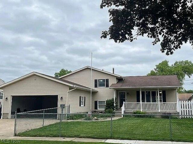 1077 Sutherland Ave, Akron, OH 44314