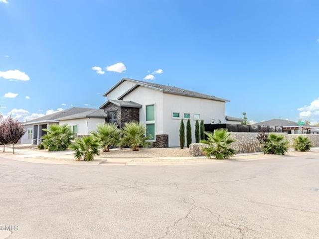 1077 Speranza Ct, El Paso, TX 79932