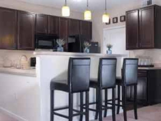 $1077 / 2br 1205ft² A unique living experience! Worthington