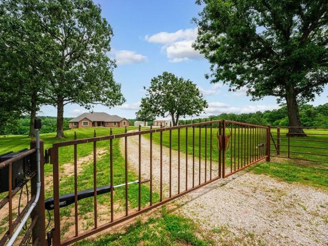 10780 State Highway KK, Marshfield, MO 65706