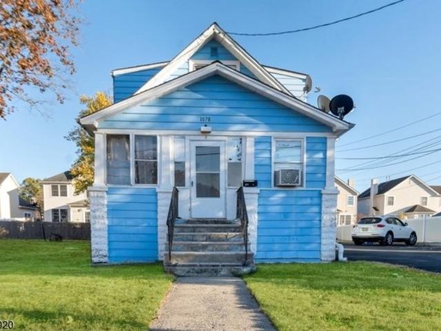 1078 Newton St, North Brunswick Township, NJ 08902