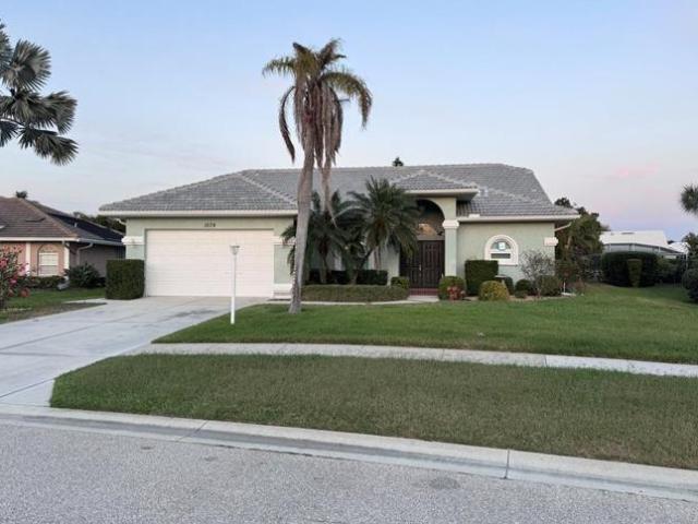 1078 Eisenhower Dr, Nokomis, FL 34275