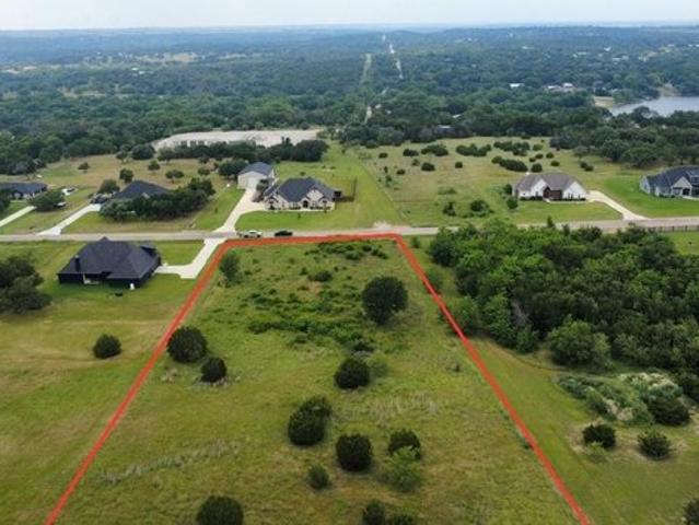 1078 Timber Hills Dr, Weatherford, TX 76087