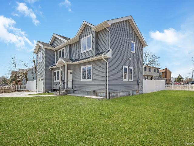 1078 Woodfield Road