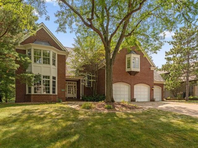 10797 Purdey Rd, Eden Prairie, MN 55347
