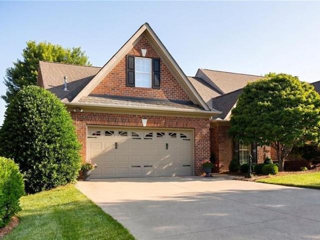 1079 Muirfield Ave, Clemmons, NC 27012