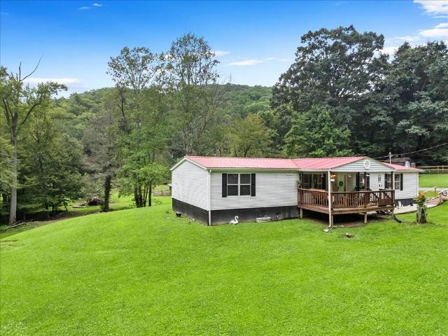 1079 Nicks Creek Road