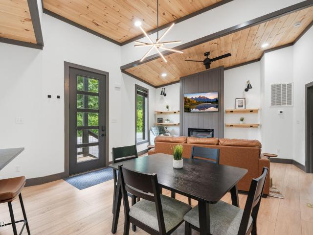 1079 Pleasure Road