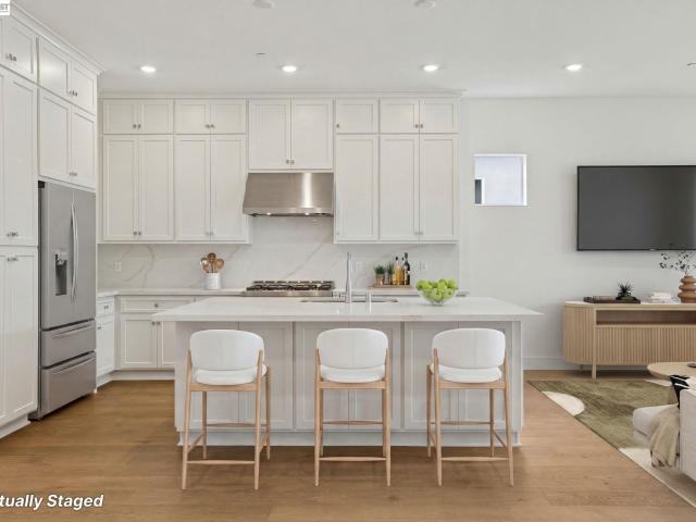 1079 Riverbend Drive