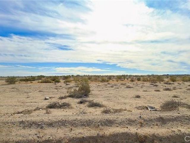 1079 Sea Haven Ave, Thermal, CA 92274