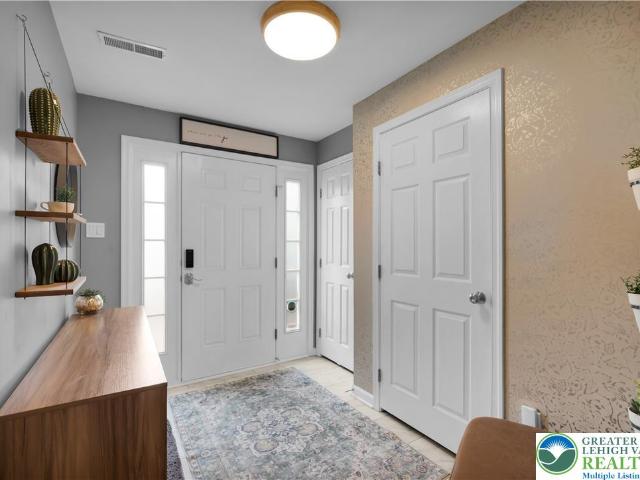 1079 Sparrow Way