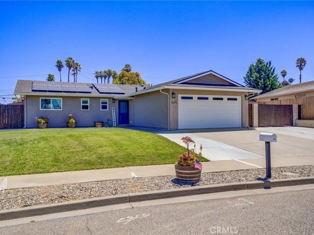 1079 Via Esmeralda, Santa Maria, CA 93455
