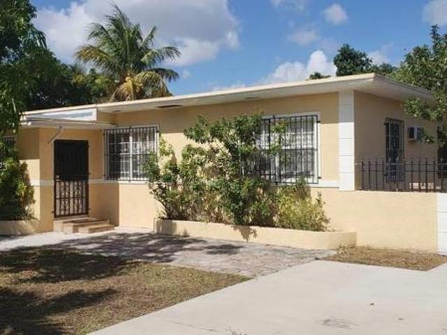 1079 112th Ter NW #3, Miami, FL 33168