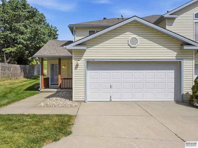 10703 Berry Plz, Omaha, NE 68127
