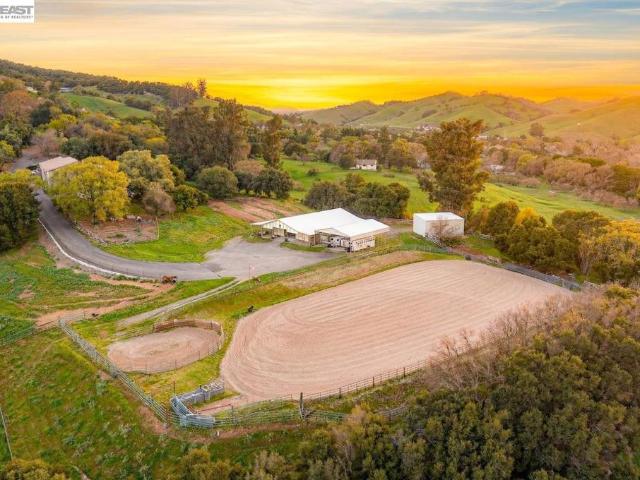 10700 Foothill Rd
