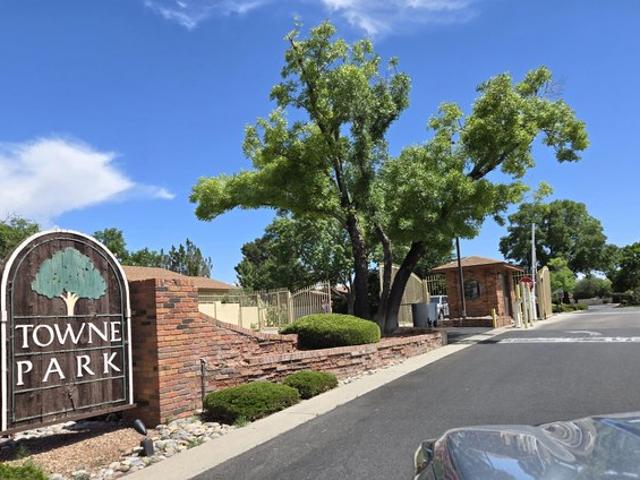 10700 Griffith Park Dr NE, Albuquerque, NM 87123