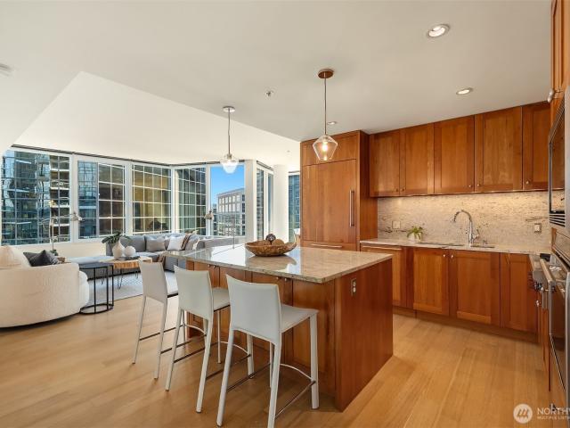 10700 NE 4th Street # 1712