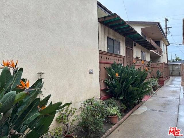 10702 Crenshaw Blvd, Unit 5, Inglewood, CA 90303 | MLS #26632 | Compass