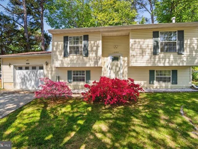 10702 Hollaway Dr, Upper Marlboro, MD 20772