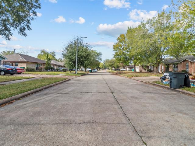 10702 Sagewillow Lane