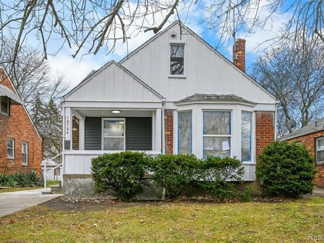 10704 Duprey St, Detroit, MI 48224