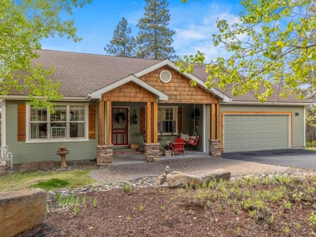 10704 Kestrel Rd, Klamath Falls, OR 97601