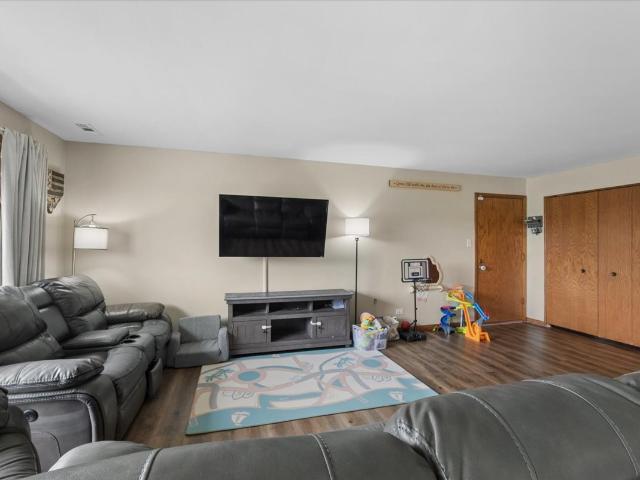 10704 Kilpatrick Avenue # 3B