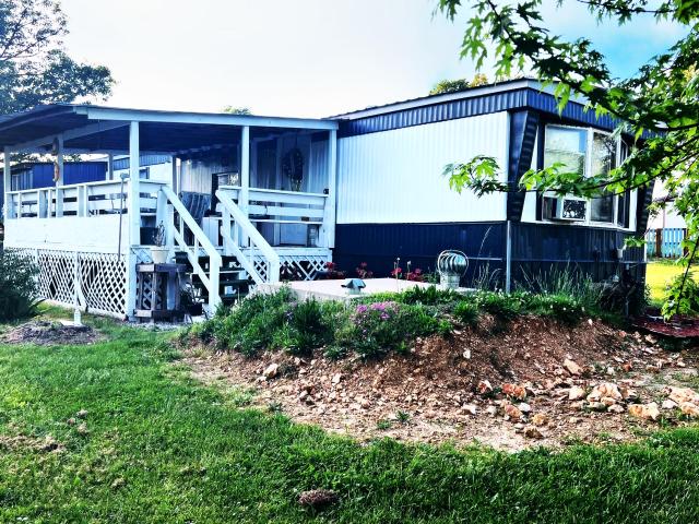 10705 N Business 37