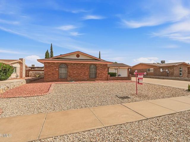 10708 Tony Jacklin Dr, El Paso, TX 79935
