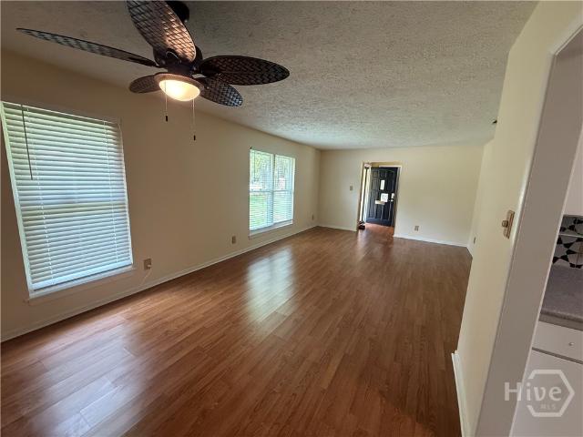 10708 Egmont Road