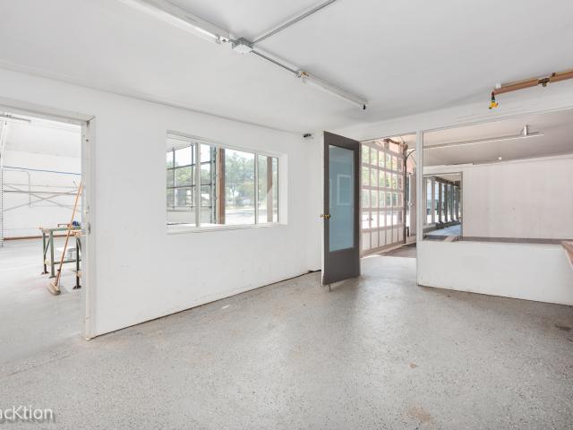 10709 N Main Street