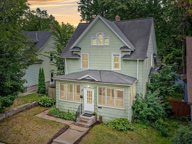 1070 Minnehaha Ave E, Saint Paul, MN 55106