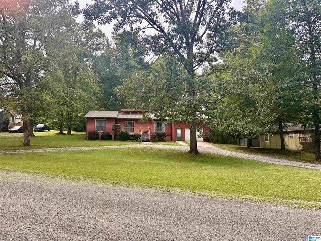 1070 Mountain Lake Rd, Warrior, AL 35180