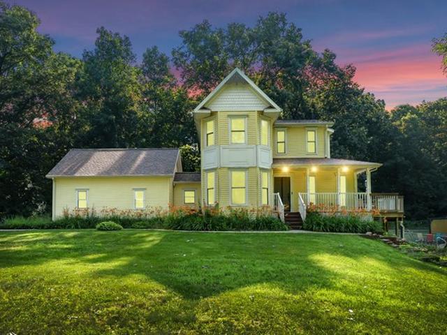 1070 N 3rd St, Kalamazoo, MI 49009