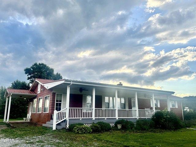 1070 Nolichuckey Rd, Greeneville, TN 37743