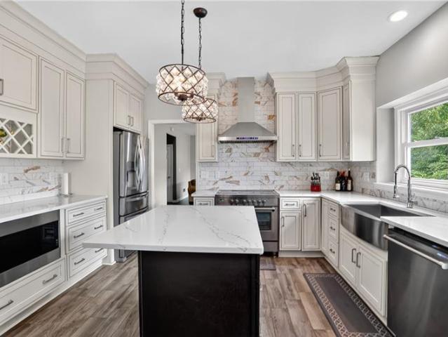 1070 Brockton Close, Marietta, GA 30068 | MLS #7710 | Compass
