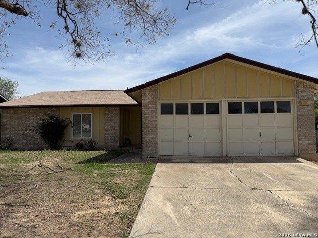 1070 Fillmore Dr, San Antonio, TX 78245