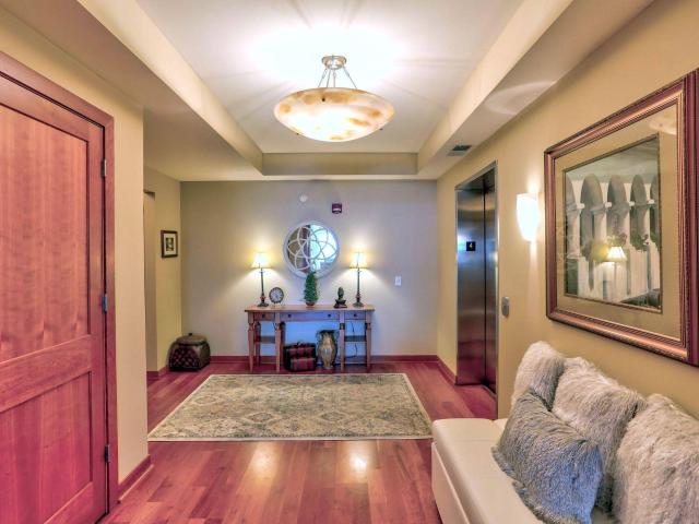1070 Grandview Court NE # 406