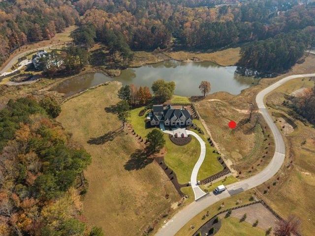 1070 Homestead Dr, Milton, GA 30004
