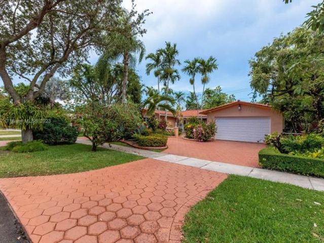 1070 Ibis Ave, Miami Springs, FL 33166