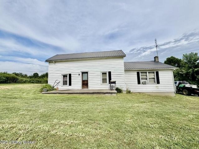 1070 Logan Rd, Gravel Switch, KY 40328