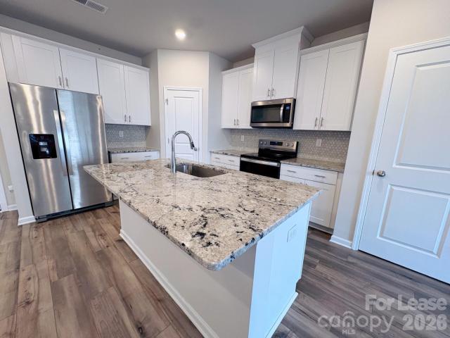 1070 Plumcrest Dr, Charlotte, NC 28216 | MLS #4354 | Compass