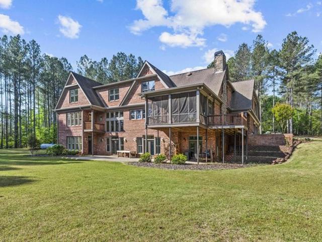 1070 Riverwalk Pointe Rd, Bishop, GA 30621
