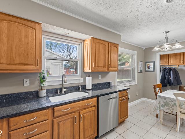 1070 Ross Court