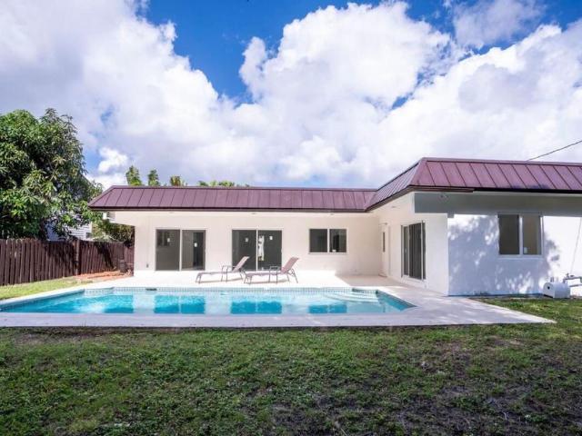 1070 SW 18th Street, Boca Raton, US, FL