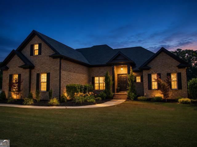 1070 Saint Albans Path