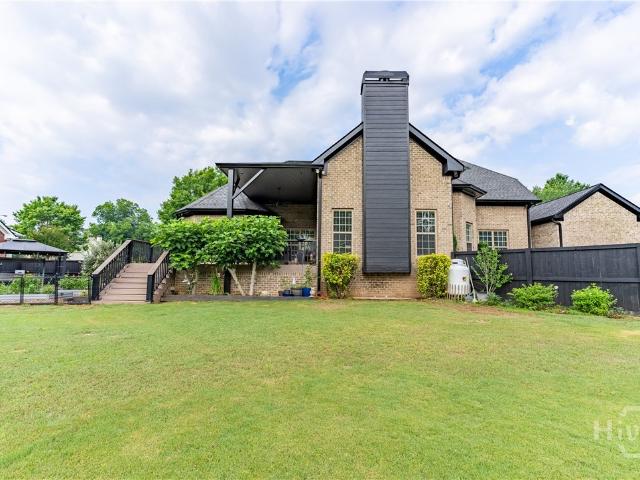 1070 Saint Albans Path