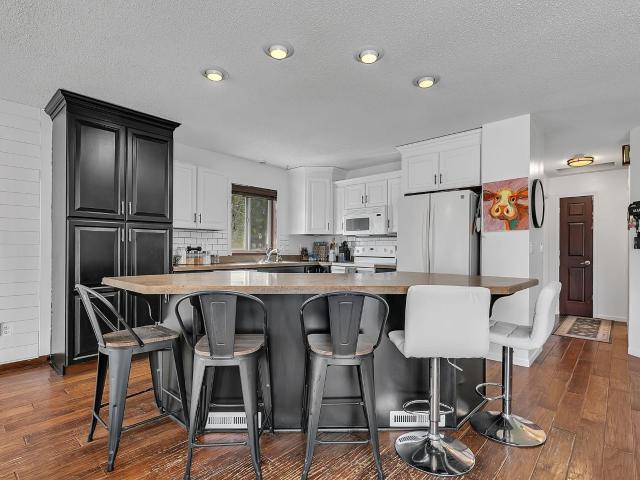 1070 th Street NW