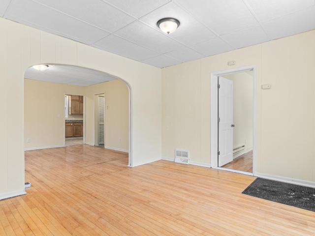 1070 21st Ave SE, Minneapolis, MN 55414 | MLS #7046 | Compass